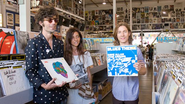 The Entrance Band - What's In My Bag? - Amoeba Music